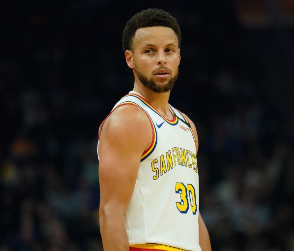 8 Celebrities with Surprising Eye Conditions - Insight Eye Clinic